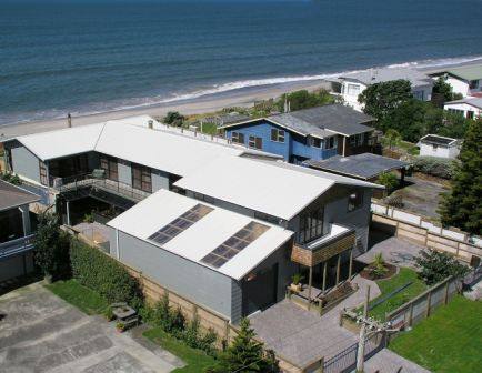 Pukehina Beach. Accommodating 19 guests. - Pukehina Beach Apartment for ...